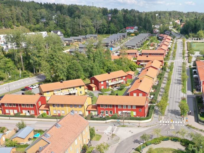 Körsbärsvägen 1c i Tullinge, Botkyrka kommun - lägenhet till salu - Hemnet