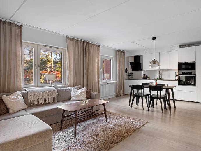 Vallavägen 12 i Handen, Haninge kommun - lägenhet till salu - Hemnet