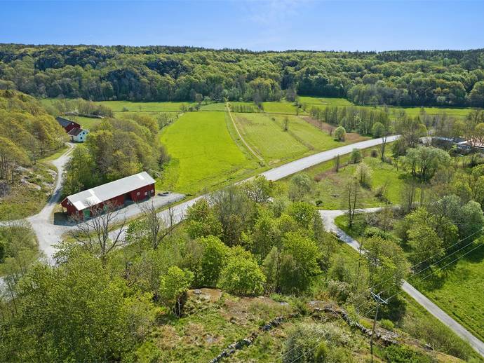 Glimsås 110 i Ellös, Orust kommun - gård/skog till salu - Hemnet