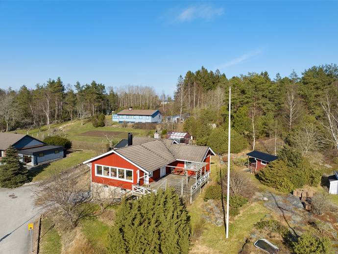 Ljungåsvägen 6 i Svanesund, Orust kommun - villa till salu - Hemnet