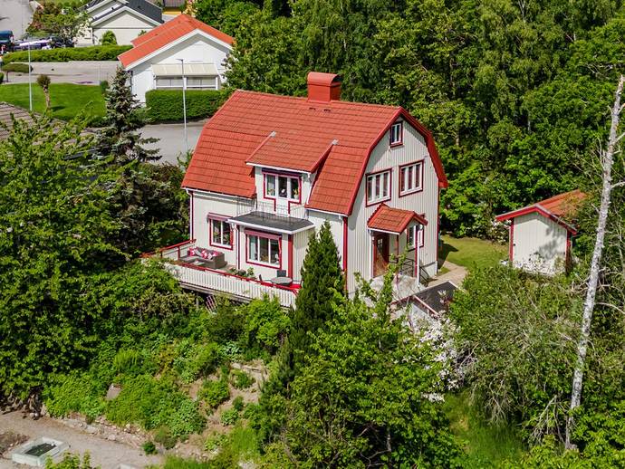 Mångatan 12 - Såld villa (Äganderätt) - Trollhättan, Trollhättans ...