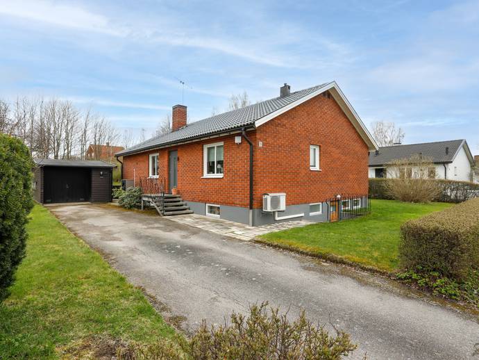 Åkerbyvägen 9 - Såld villa (Äganderätt) - Stora Mellösa, Örebro kommun ...