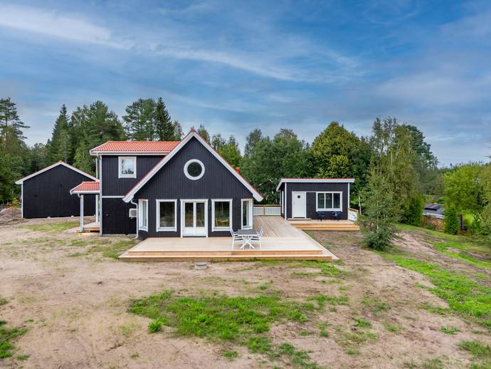 Lindbomstjärn 419 i Njurunda, Sundsvalls kommun - villa till salu - Hemnet