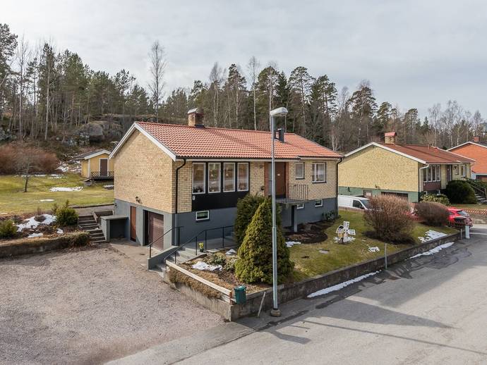 Spjutgatan 16 - Såld villa (Äganderätt) - Gunnebo, Västerviks kommun - Hemnet