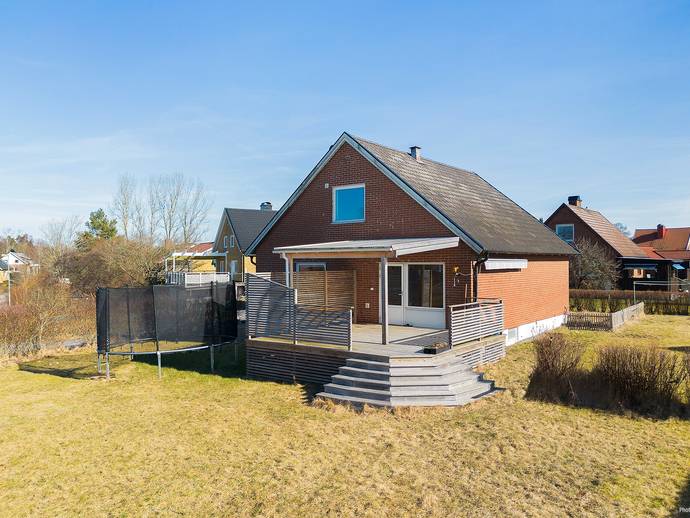 Sandhemsvägen 11 i Bollebygd, Bollebygds kommun - villa till salu - Hemnet