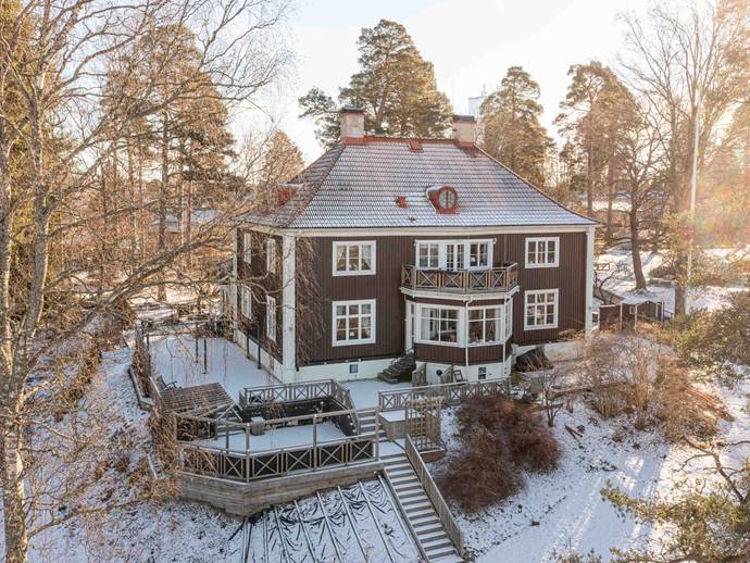 Köpmangatan 53 i Surahammar, Surahammars kommun - villa till salu - Hemnet