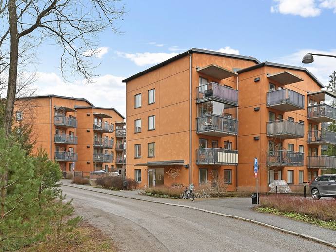Sagoslingan 13 i Huddinge, Huddinge kommun - lägenhet till salu - Hemnet