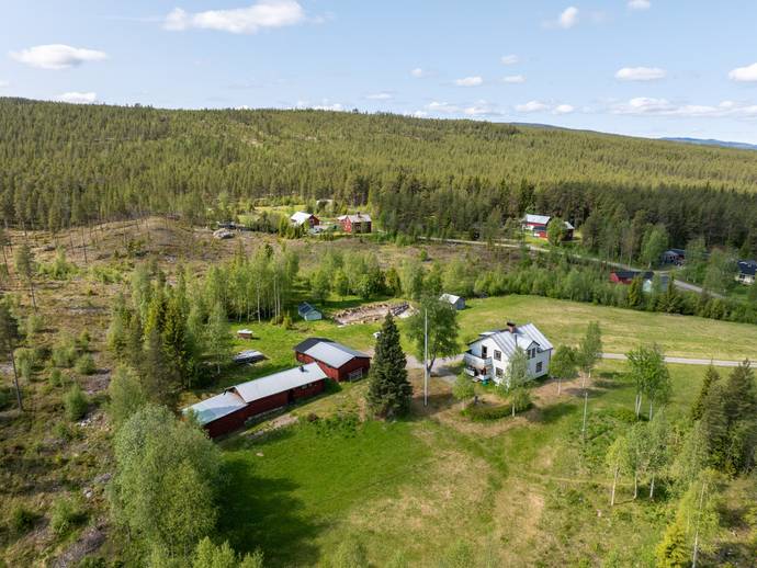 Backvägen 1 i Hede, Härjedalens kommun - gård/skog till salu - Hemnet