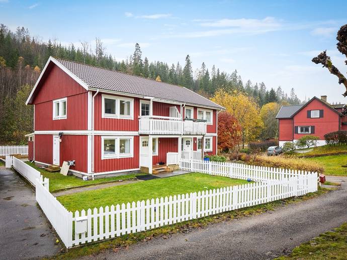 Skogsdalsvägen 5 i Olsfors, Bollebygds kommun - Radhus till salu - Hemnet