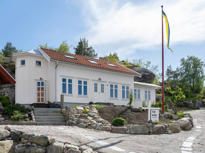 Riddar Axels gata 9 i Hunnebostrand, Sotenäs kommun - villa till salu ...