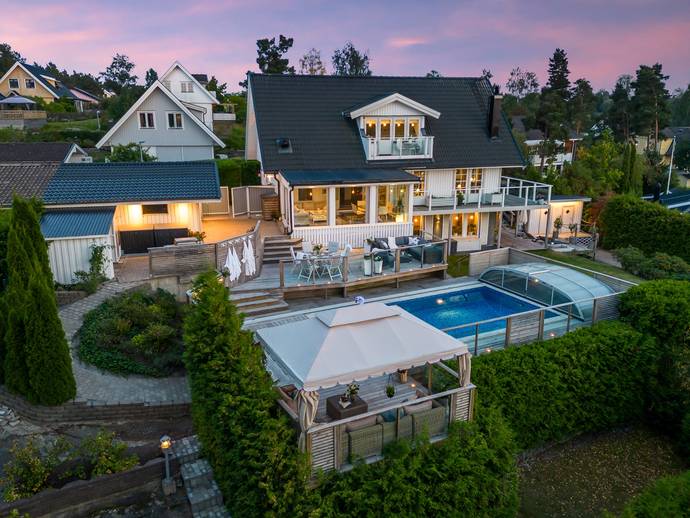 Norra vägen 33 i Centrala Handen, Haninge kommun - villa till salu - Hemnet