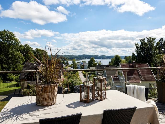 Karl XII:s väg 6 i Lerum - Aspenäs, Lerums kommun - villa till salu ...