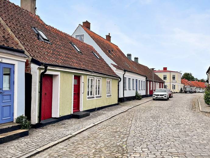 Lilla torg 5 i Gamla Stan, Simrishamns kommun - villa till salu - Hemnet