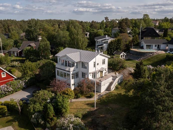 Laxvägen 45 i Sticklinge, Lidingö kommun - Villa till salu - Hemnet