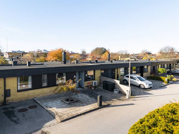 Morkullevägen 55 i Bjärred - Alfredshäll, Lomma kommun - radhus till ...