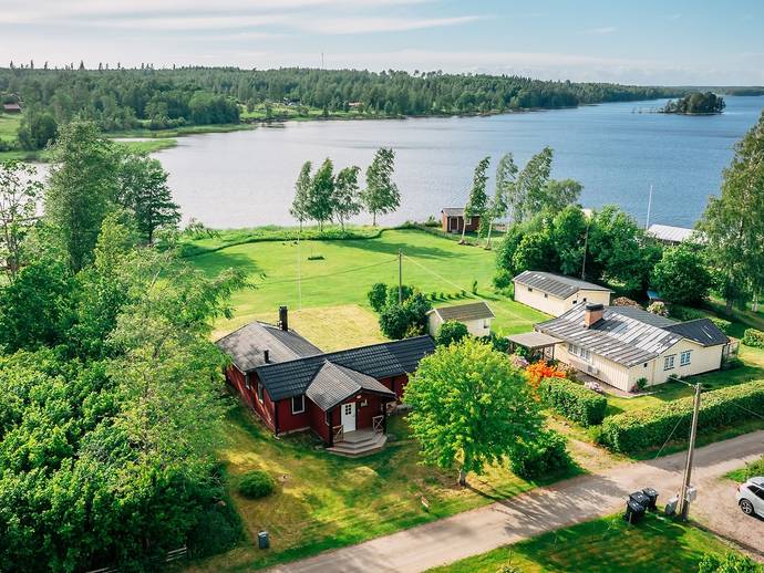 Hägerstigen 28 i Hova - Delebäck, Gullspångs kommun - fritidsboende ...
