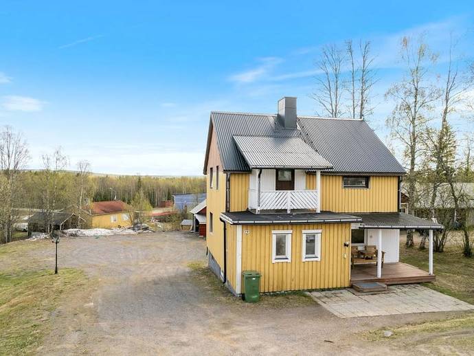 Överkalixvägen 19 i Korpilombolo, Pajala kommun - villa till salu - Hemnet