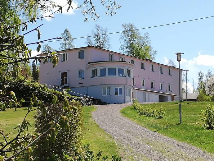 Beateberg Lindåsen 11-13 i Lindåsen, Töreboda kommun - gård/skog till ...