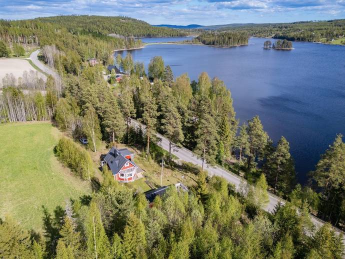 Norrlindsjö 118 i Matfors, Sundsvalls kommun - fritidshus till salu ...