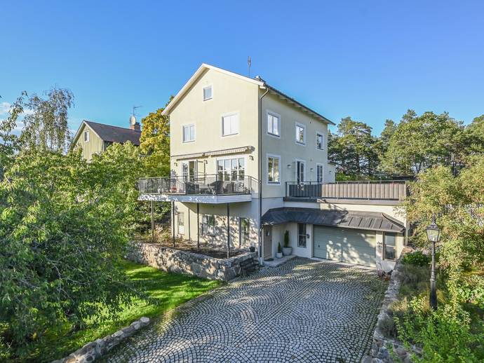 Brötvägen 60 i Bromma Ålsten, Stockholms kommun - villa till salu - Hemnet