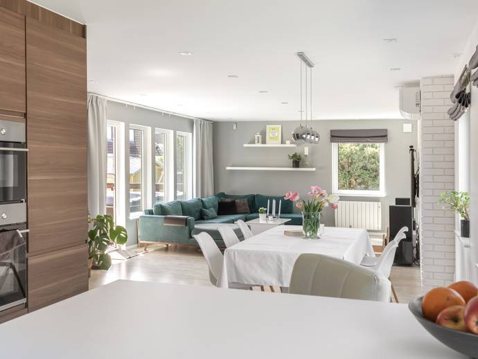 Arthur Walls väg 3 i Tomelilla - Centralt, Tomelilla kommun - villa ...