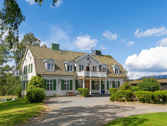Svinninge Gård 1 i Svinninge, Österåkers kommun - villa till salu - Hemnet