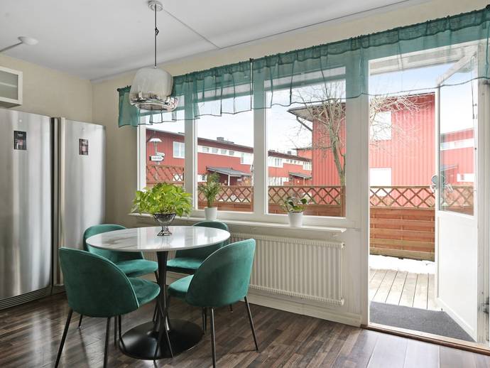 Skarpbrunnavägen 141 i Botkyrka - Norsborg, Botkyrka kommun - lägenhet ...