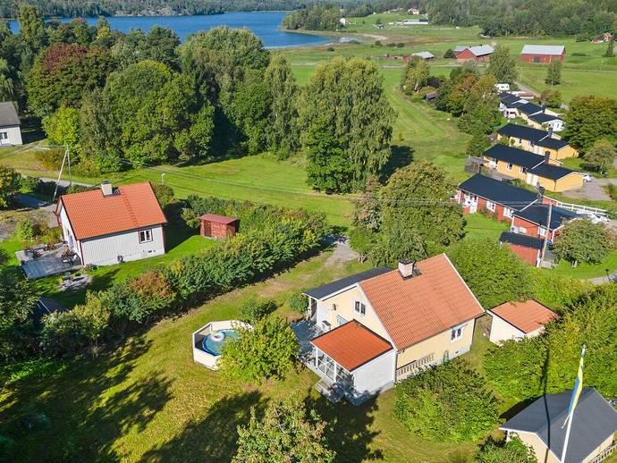 Lövsta strand 23 i Vagnhärad Lövsta, Trosa kommun - villa till salu ...