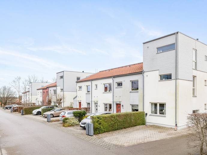 Maskinistgatan 5D i Surbrunnen, Ystads kommun - radhus till salu - Hemnet