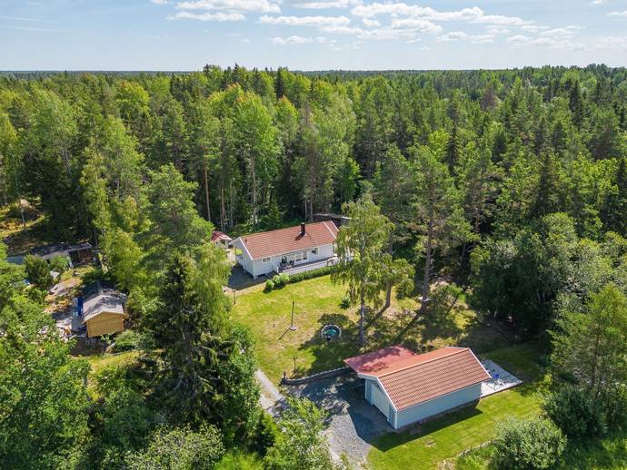 Enstigen 9 i Östhammar, Östhammars kommun - villa till salu - Hemnet