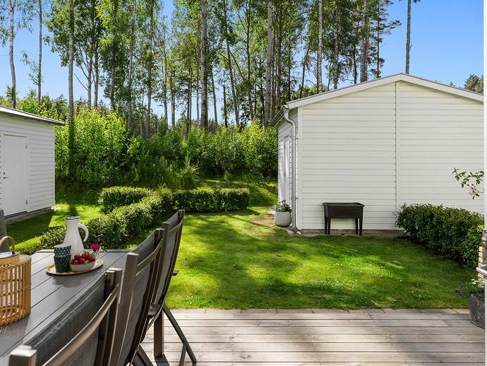 Rosenlund 24 i Lövnäs, Hammarö kommun - radhus till salu - Hemnet