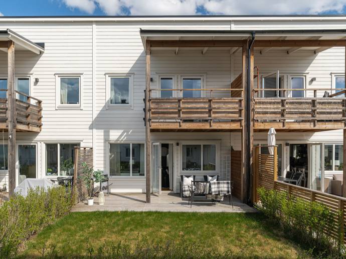 Stenvägen 32C i Mosås, Örebro kommun - radhus till salu - Hemnet
