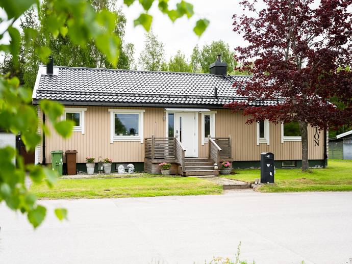 Idvägen 18 i Njurunda, Sundsvalls kommun - villa till salu - Hemnet