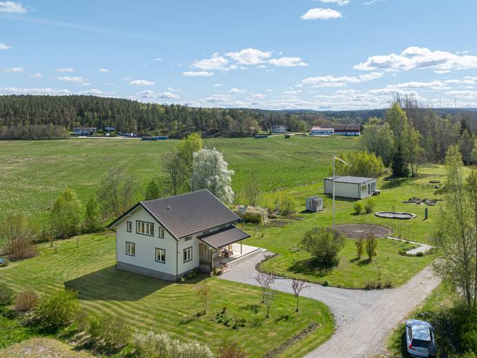 Mardal Västergården 1 i Strömstad, Strömstads kommun - gård/skog till ...