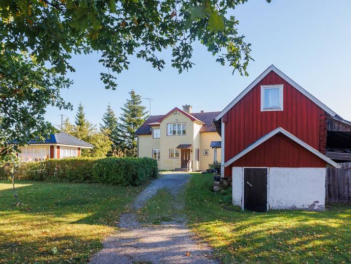 Maln 326 i Skärplinge, Tierps kommun - gård/skog till salu - Hemnet