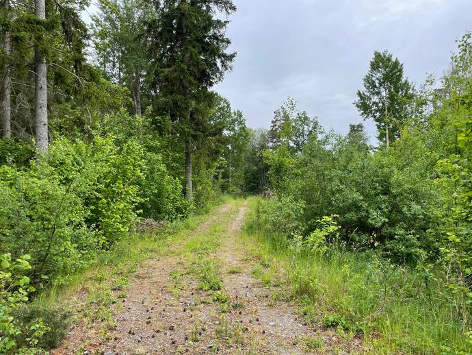 Duvnäsvägen 12 A och B i Kolsvik, Norrtälje kommun - tomt till salu ...