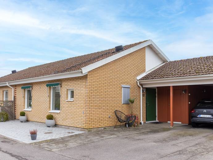 Sandbjersgatan 12 i Lomma Tätort, Lomma kommun - radhus till salu - Hemnet