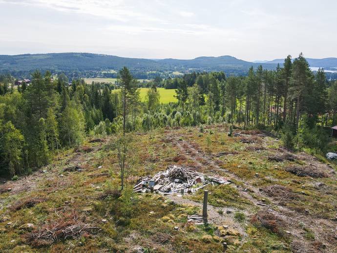 Kramstatjärnsvägen i Kramsta, Ljusdals kommun - tomt till salu - Hemnet
