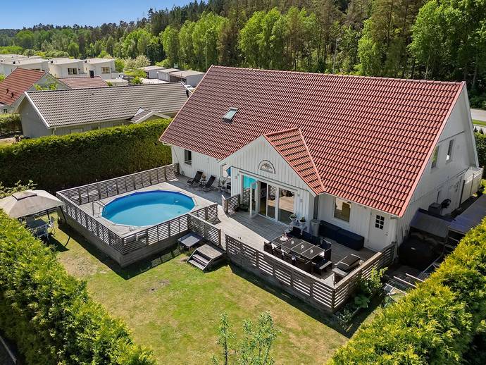 Kolla-Bengtssons väg 16 i Kungsbacka, Kungsbacka kommun - villa till ...