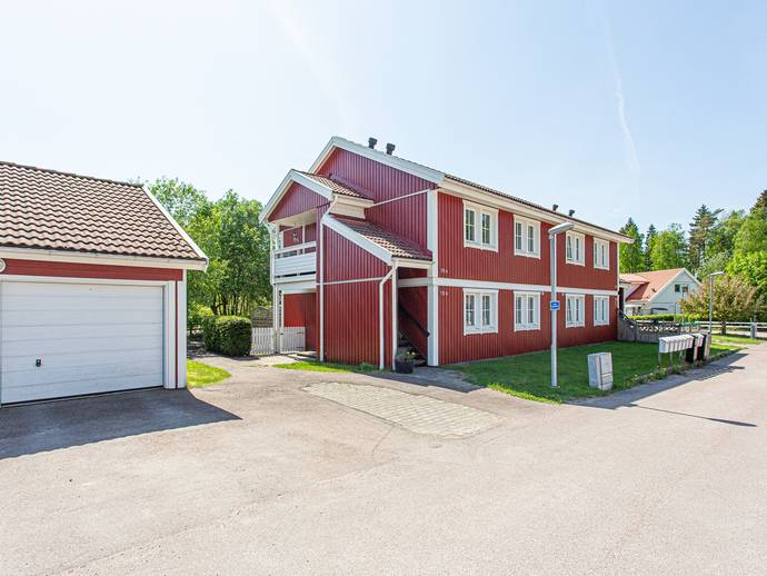 Klövervägen 16B i Kil, Kils kommun - lägenhet till salu - Hemnet