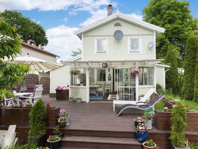 Skattegränd 11A i Spånga - Bromsten, Stockholms kommun - villa till ...