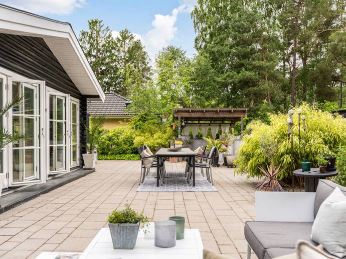 Boltensternsvägen 13A i Höllviken, Vellinge kommun - villa till salu ...