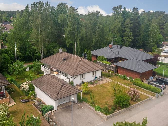 Ugglevägen 5 i Nykvarn, Nykvarns kommun - villa till salu - Hemnet