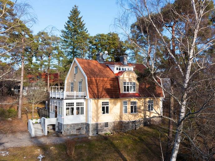 Stockholmsvägen 53 i Stocksund, Danderyds kommun - villa till salu - Hemnet