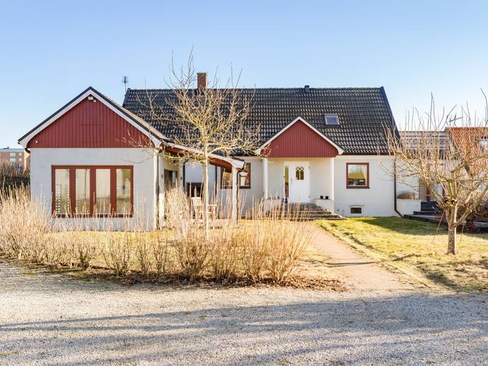 Gamla Järrestadsvägen 6 i Simrishamn, Simrishamns kommun - villa till salu - Hemnet