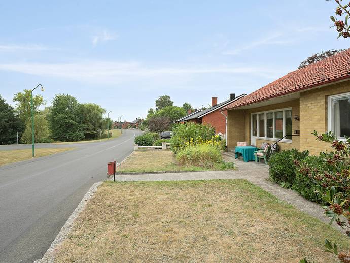 Lövsångarevägen 21 i Simrishamn, Simrishamns kommun - villa till salu ...