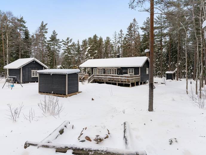 Slada hamn 244 - Såld fritidshus (Äganderätt) - Hållnäs, Tierps kommun ...