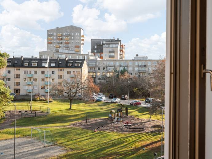 Rondellen 6 i Kallhäll, Järfälla kommun - lägenhet till salu - Hemnet