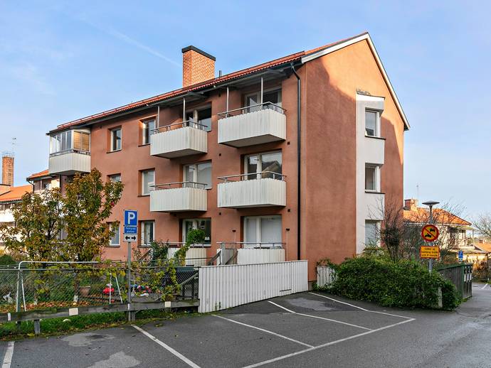 Linnégatan 4 i Mariekäll, Södertälje kommun - lägenhet till salu - Hemnet