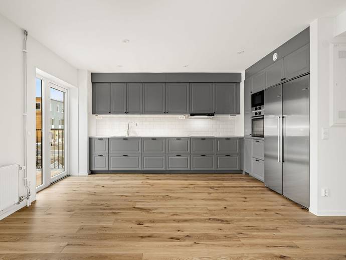 Jordgubbsvägen 28B i Södra Källtorp, Västerås kommun - lägenhet till ...